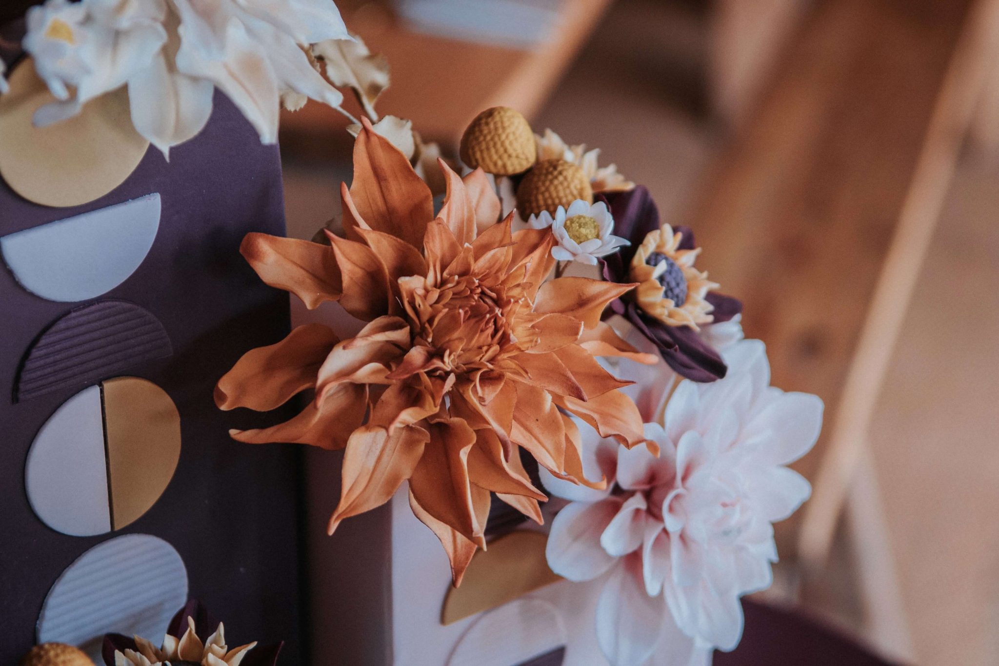 Wedding Cakes in Devon | Papaver Fine Art Cakes